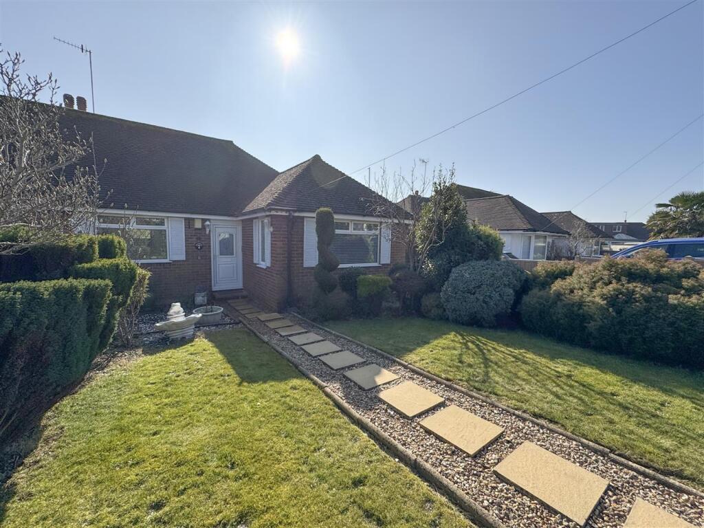 2 bedroom semi-detached bungalow for sale in Church Vale Road, Bexhill ...