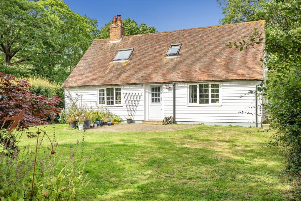 3 bedroom detached house for sale in Hegg Hill, Smarden, TN27