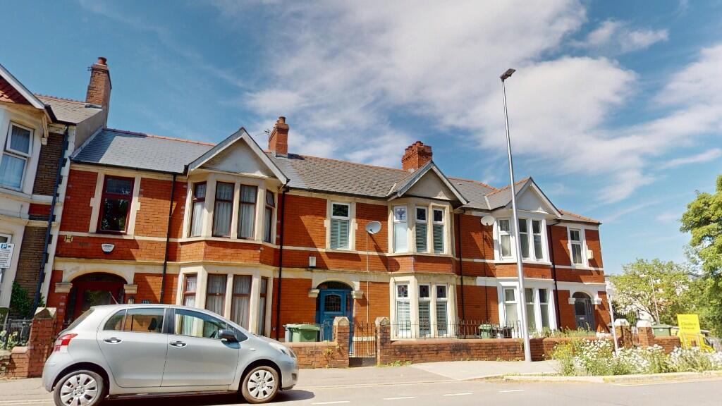 3 bedroom terraced house for sale in Allensbank Road, Roath, Cardiff, CF14