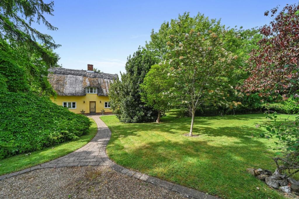 2 bedroom detached house for sale in Bradfield St George, Bury St ...