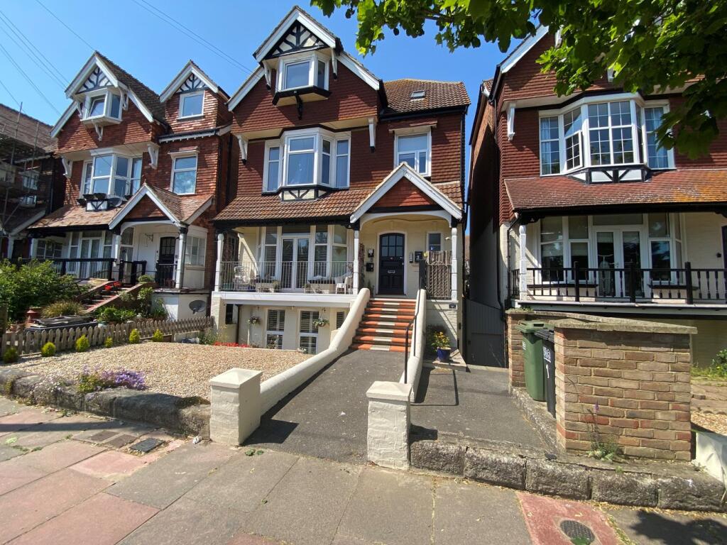 2 bedroom ground floor flat for sale in 31 Cantelupe Road, Bexhill on ...