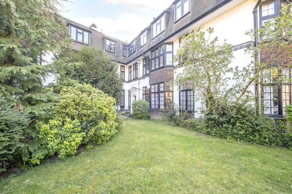 2 bedroom flat for sale in Surbiton Crescent, Kingston Upon Thames, KT1