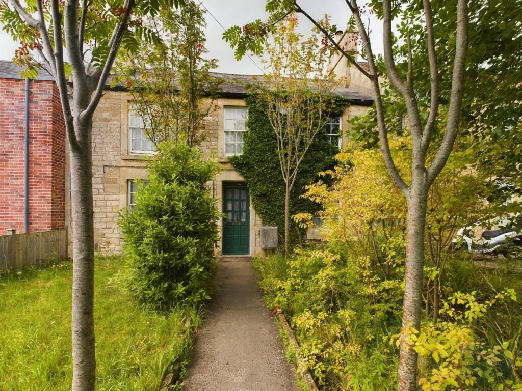 4 bedroom terraced house for sale in The Midlands, Holt, BA14