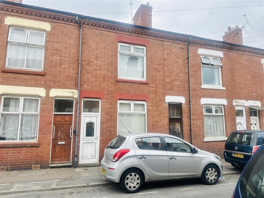 3 bedroom terraced house for sale in Arbour Road, Belgrave, Leicester, LE4