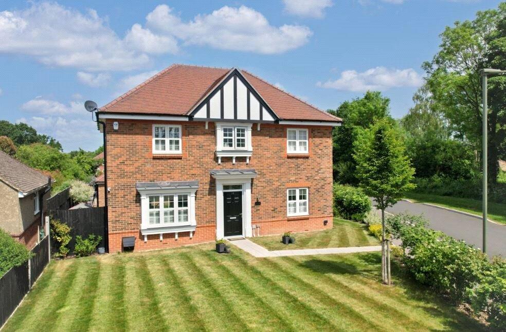 4 bedroom detached house for sale in Poyle Road, Tongham, Farnham ...