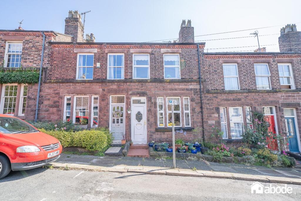 2 bedroom terraced house for sale in Castle Street, Woolton, Liverpool, L25