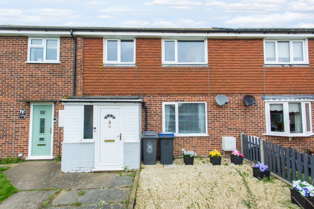 3 bedroom terraced house for sale in St. Nicholas Close, Sturry ...