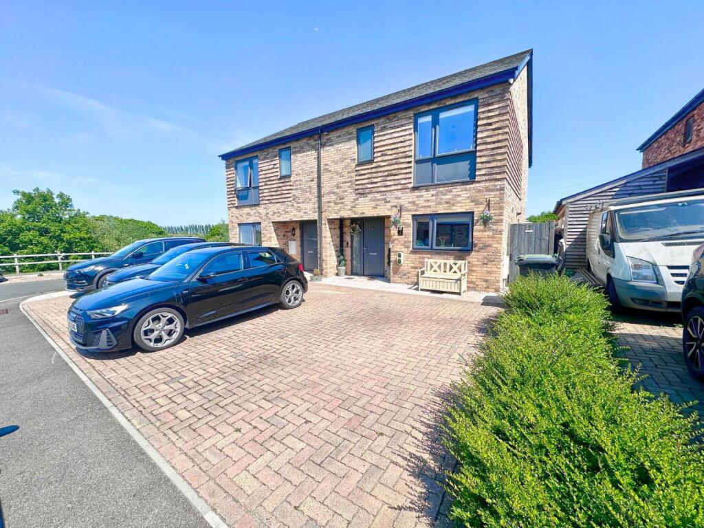 3 bedroom semi-detached house for sale in Stone Cross, BN24 5NT, BN24