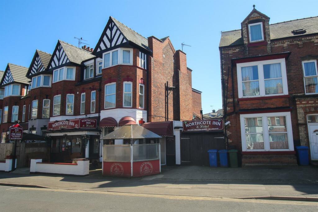 Commercial property for sale in Trinity Road, Bridlington, YO15
