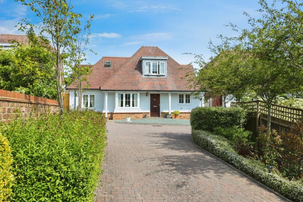3 bedroom bungalow for sale in Lower St. Marys, Ticehurst, Wadhurst ...
