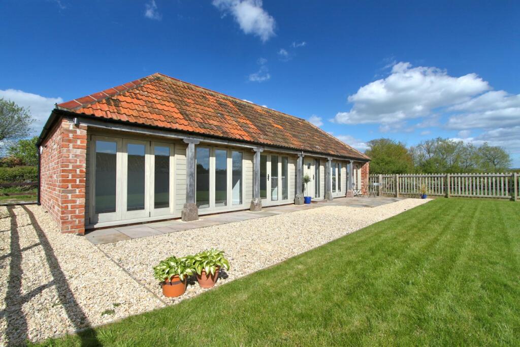 2 bedroom barn conversion for sale in Vinecroft, Wanswell, Nr. Berkeley ...