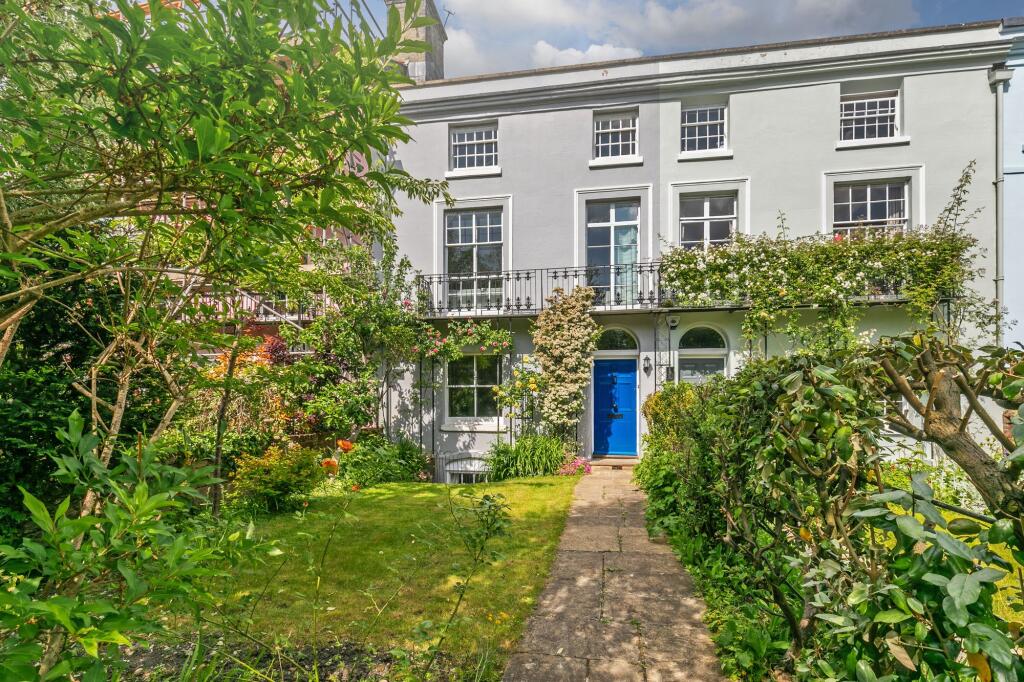 5 bedroom town house for sale in St. James Terrace, Winchester, SO22
