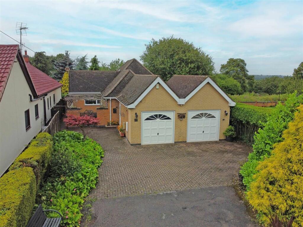 2 bedroom detached bungalow for sale in Spring Lane, Lambley ...