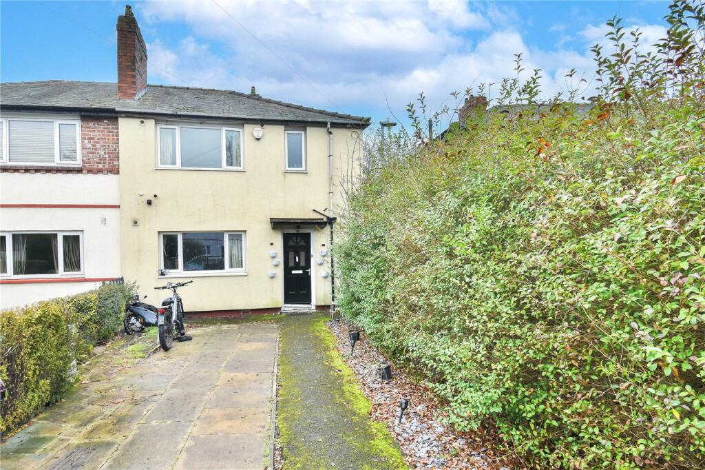 3 bedroom semi-detached house for sale in Whitchurch Road, Withington, M20