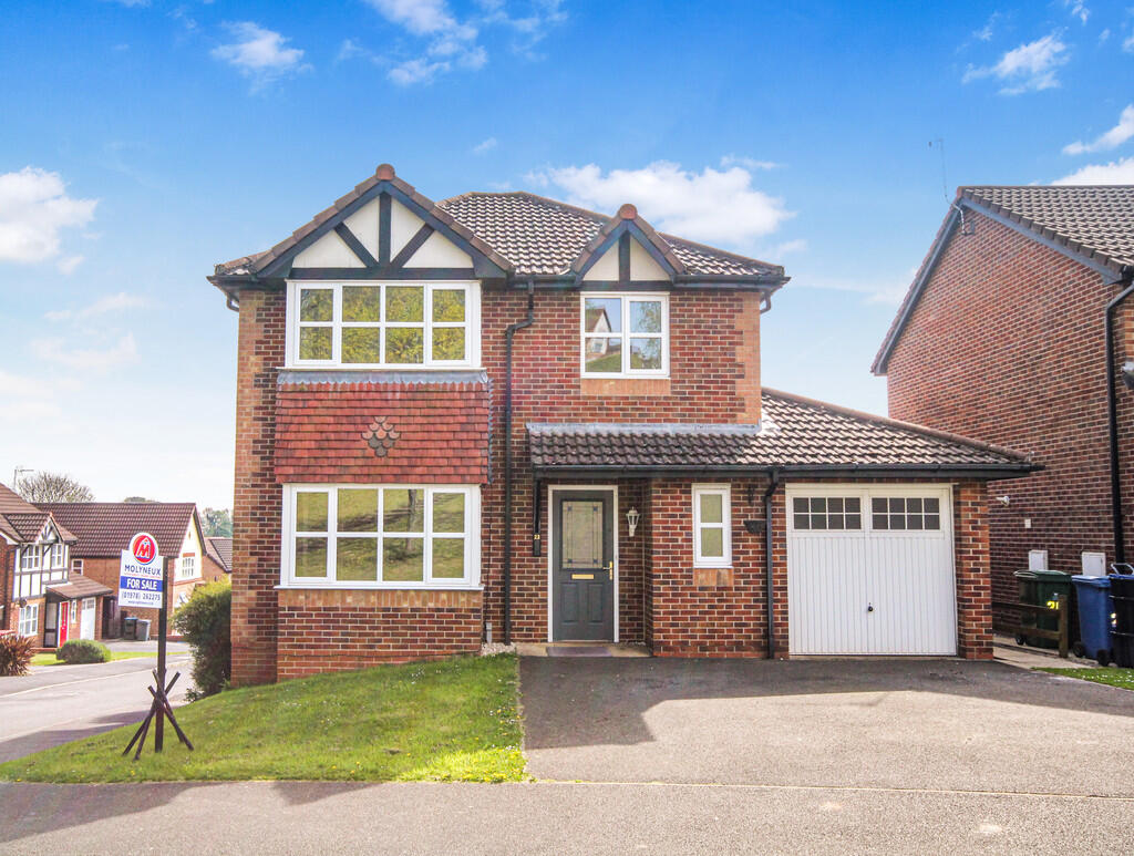 4 bedroom detached house for sale in Tegid Drive, New Broughton ...