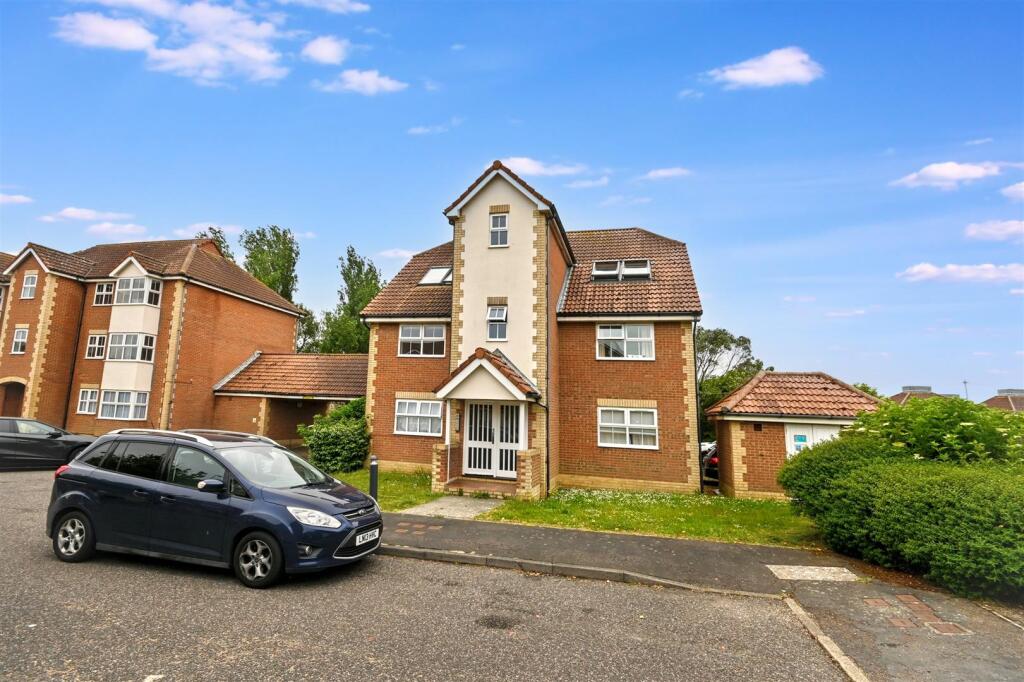 1 bedroom flat for sale in Quebec Close, Eastbourne, BN23