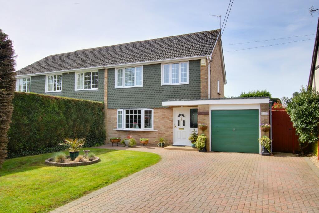 3 Bedroom Semi Detached House For Sale In Old Lyndhurst Road Cadnam So40
