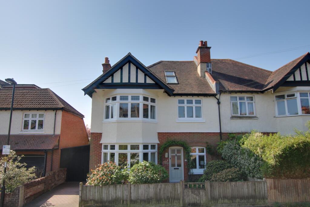 5 bedroom semi-detached house for sale in Highfield, Southampton, SO17