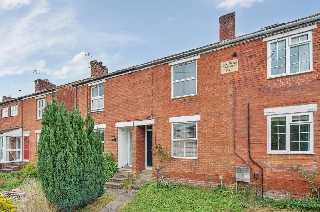 2 bedroom terraced house for sale in South Street, Andover, SP10 2BW, SP10