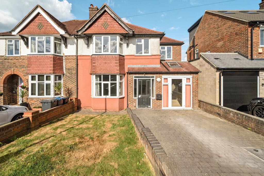 4 bedroom semi-detached house for sale in Ellesmere Drive, South ...