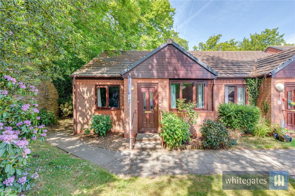 2 bedroom bungalow for sale in Sylvan Court, Liverpool, Merseyside, L25