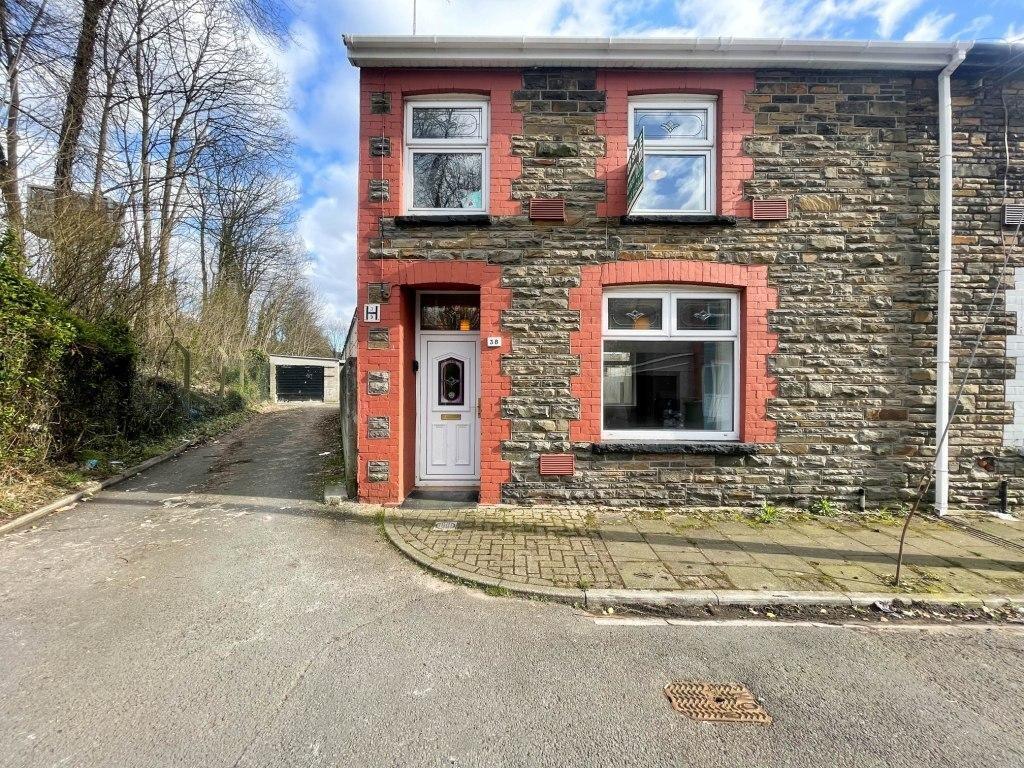 3 bedroom end of terrace house for sale in Francis Street, Rhydyfelin ...