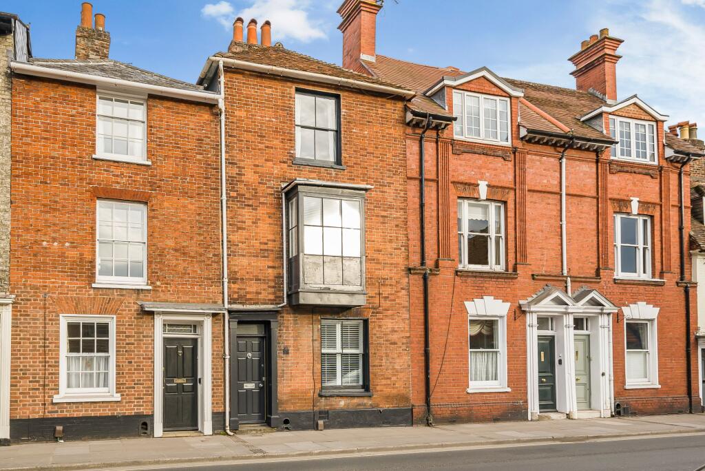 4 bedroom terraced house for sale in Exeter Street, Salisbury, SP1