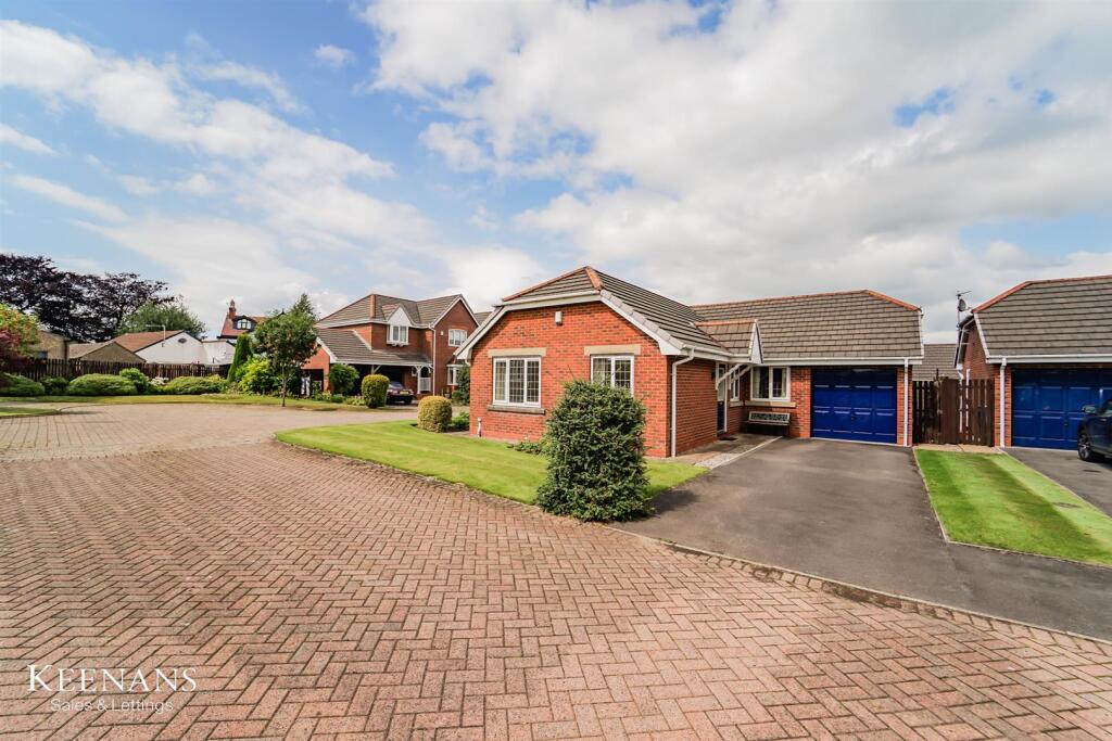 3 bedroom detached bungalow for sale in Swan Meadow, Clitheroe, BB7