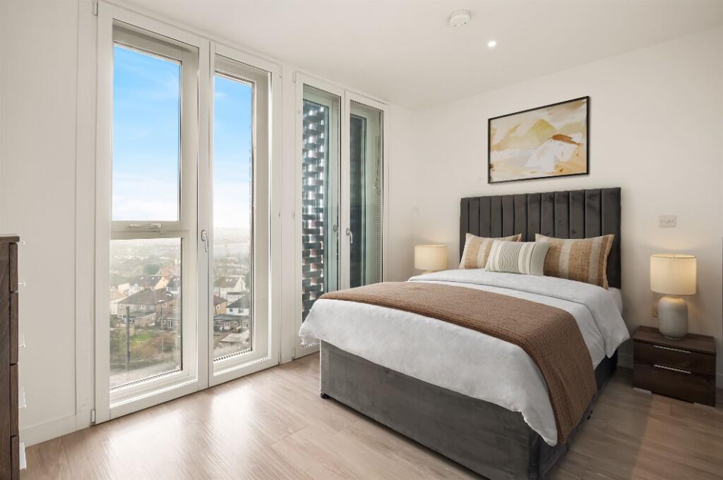 1 bedroom apartment for rent in Pressing Lane, Hayes, Middlesex, UB3