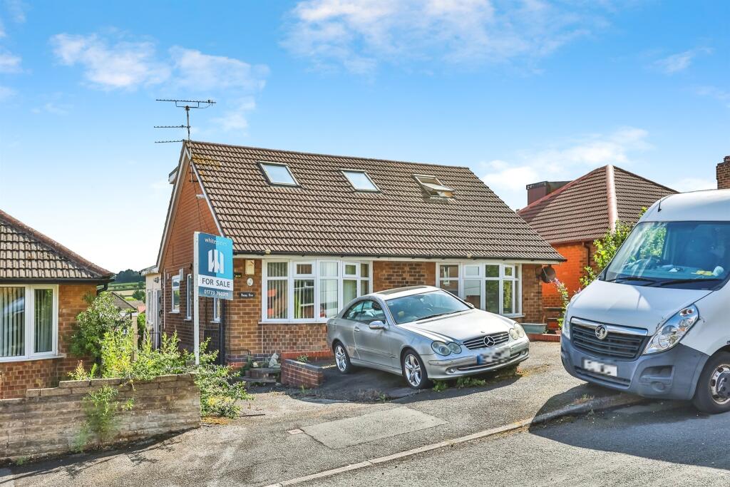 4 bedroom detached house for sale in Beauvale Rise, Eastwood ...