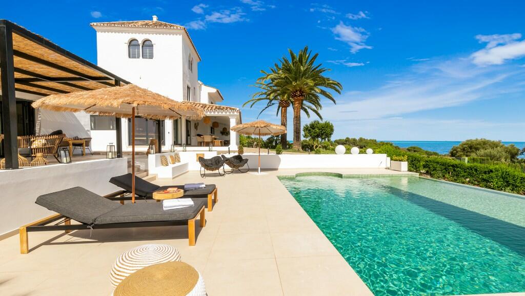 5 bedroom villa for sale in Estepona, Málaga, Andalusia, Spain