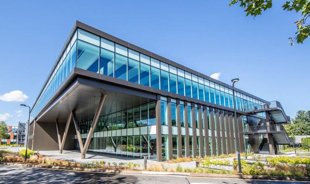 Office to lease in Building 5 Foundation Park, Roxborough Way ...