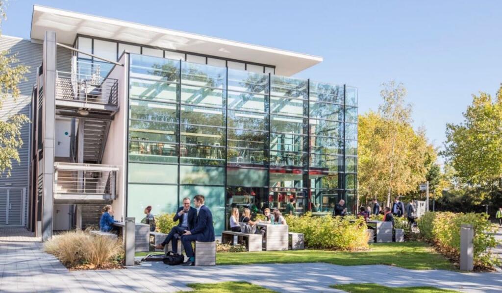 Office to lease in Building 4 Foundation Park, Roxborough Way ...