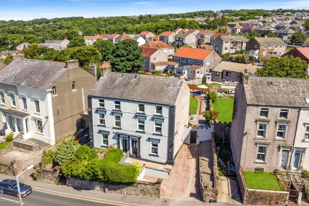 5 bedroom town house for sale in Inkerman Terrace, Whitehaven, CA28