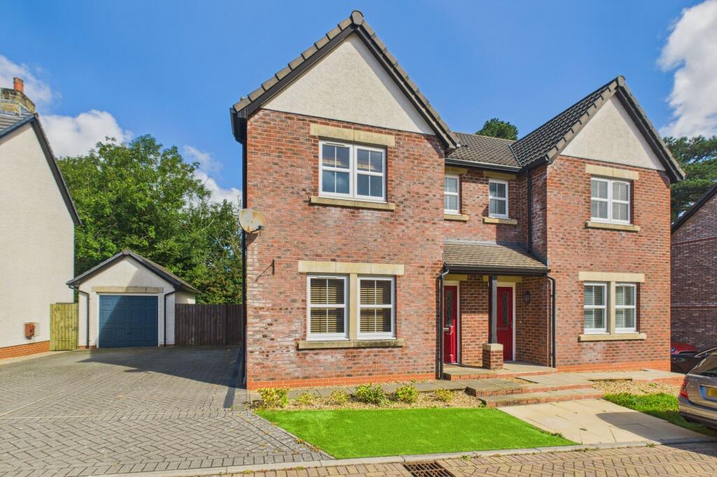 3 bedroom semi-detached house for sale in Mabel Wood Close, Great ...