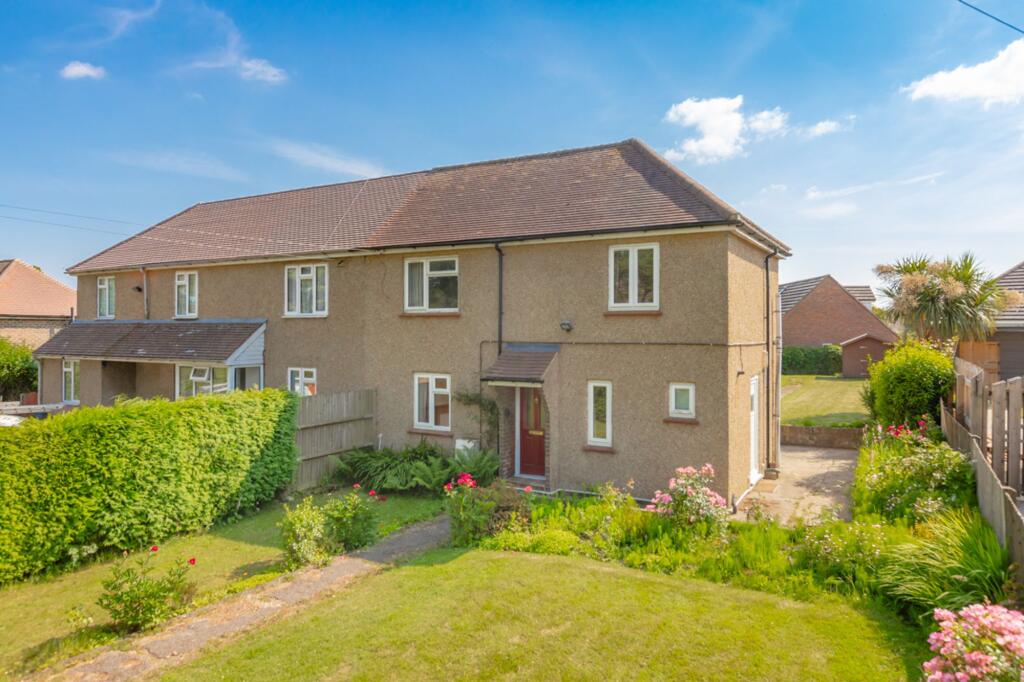 3 bedroom semi-detached house for sale in Fermor Road, Crowborough, TN6
