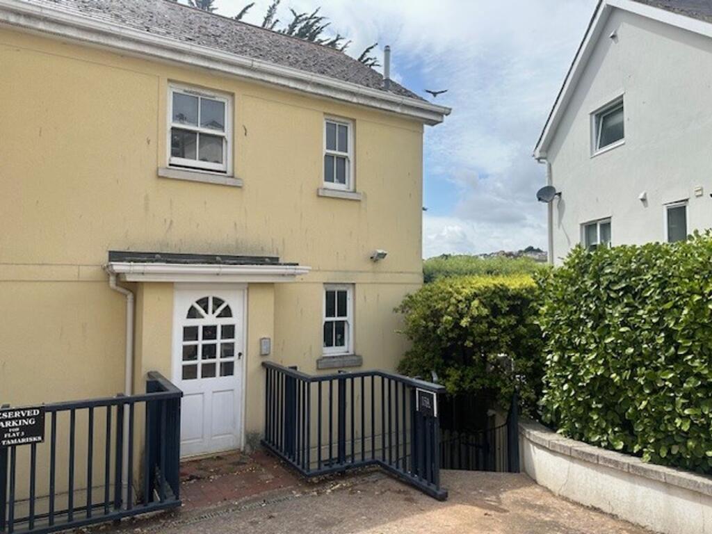 Studio flat for rent in Reed Vale, Teignmouth, TQ14