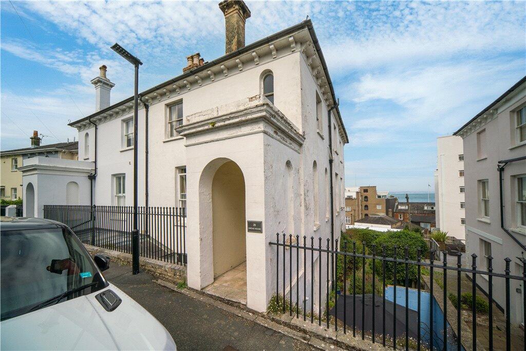 3 bedroom semi-detached house for sale in Castle Road, Cowes, Isle of ...