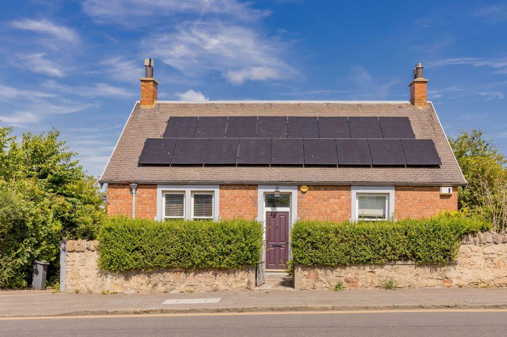 3 bedroom detached house for sale in 21 Newcraighall Road, Edinburgh ...