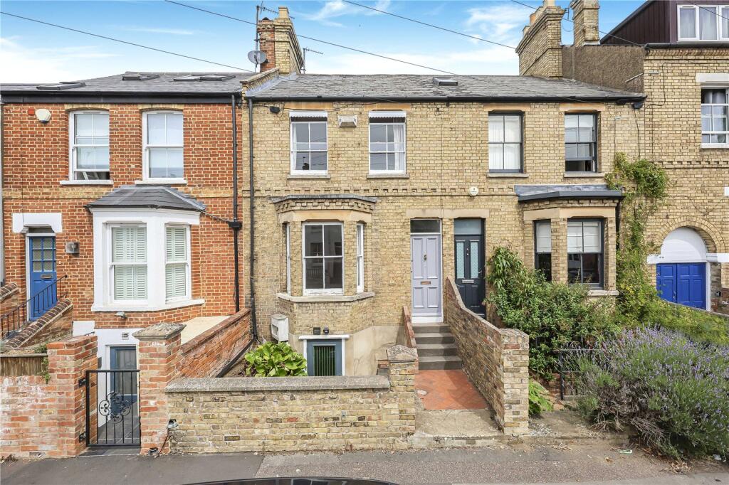 3 bedroom terraced house for sale in James Street, East Oxford, OX4