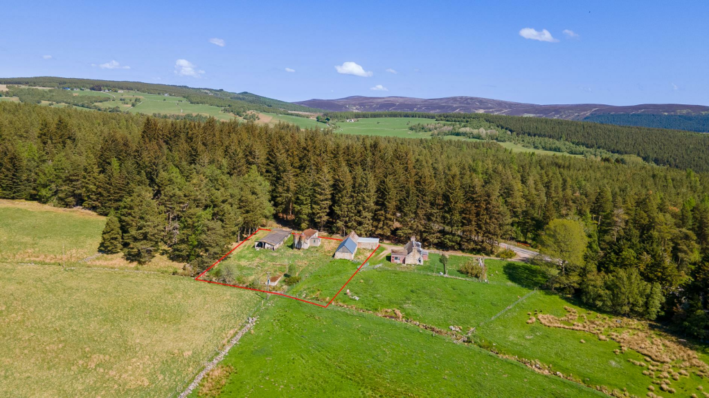 Plot for sale in Lochgorm Neuk House Site, Grantown on Spey, PH26