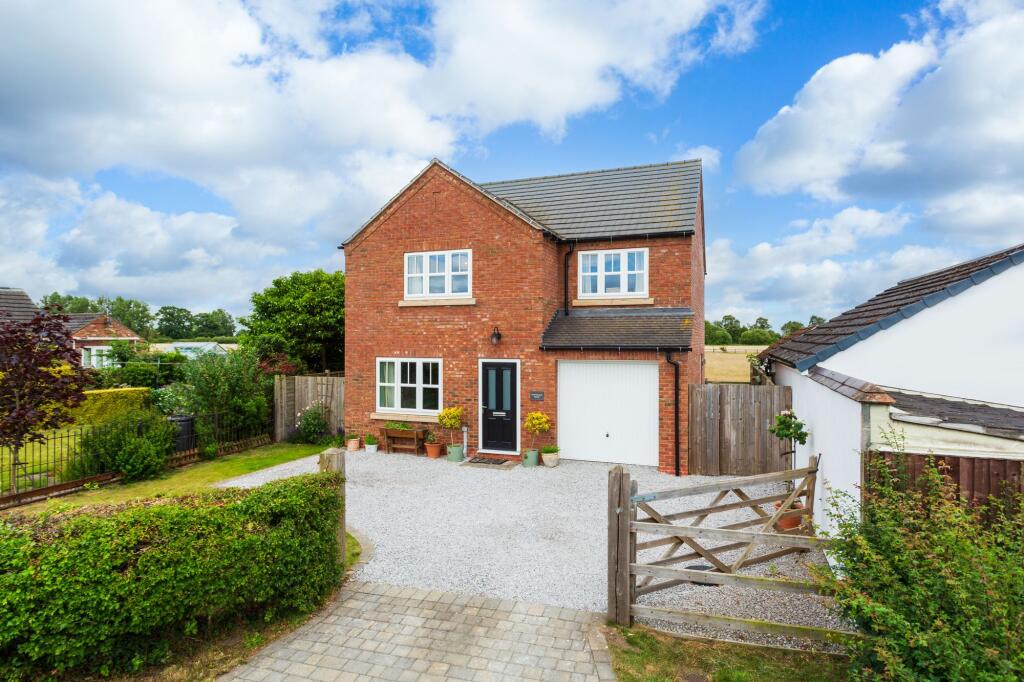 4 bedroom detached house for sale in Hawthorne House, South Duffield ...