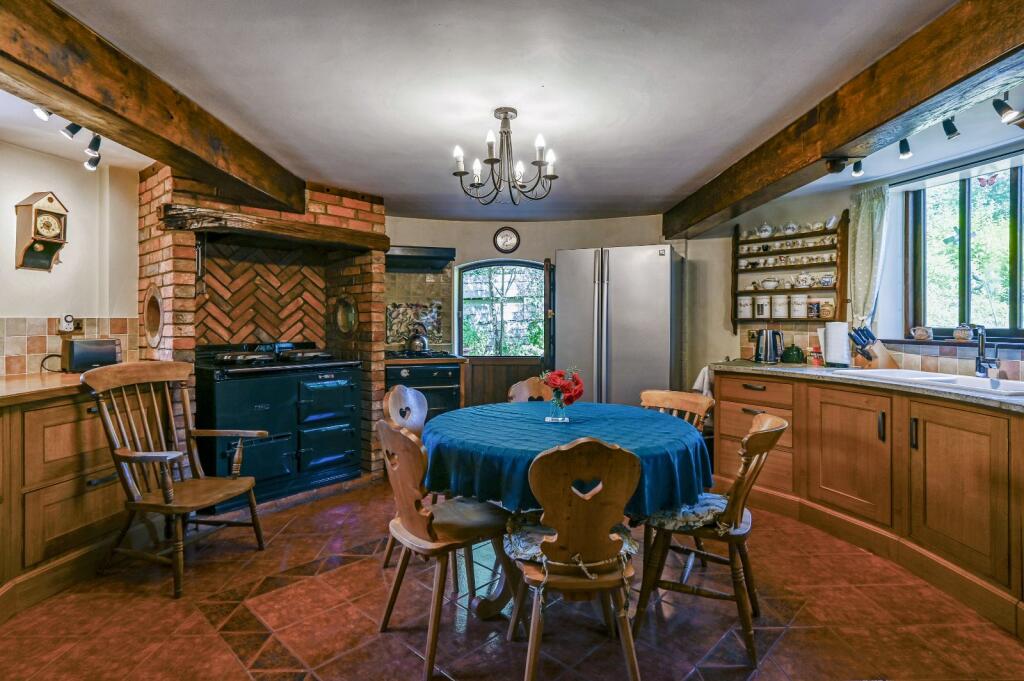 5 bedroom detached house for sale in Hobbs Lane, Beckley, Rye, East ...