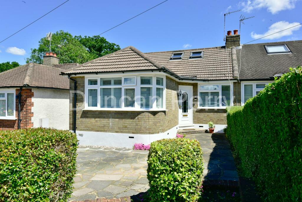 4 bedroom semi-detached bungalow for sale in Aberdale Gardens, Potters ...