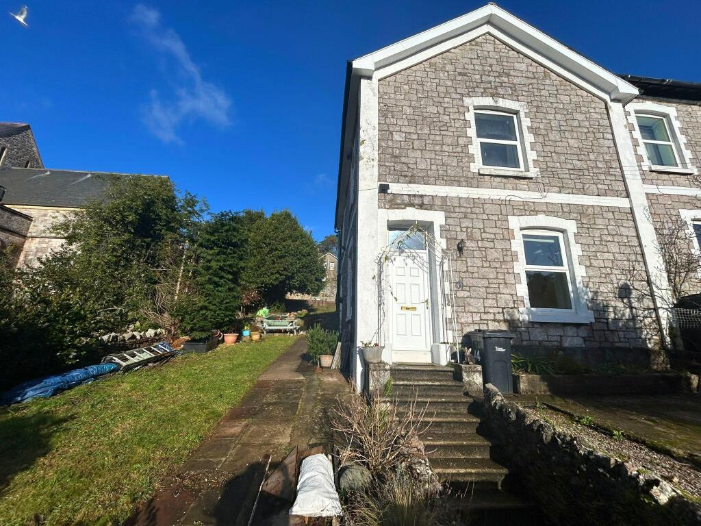 3 bedroom house for rent in Ellacombe Church Road, TORQUAY, TQ1