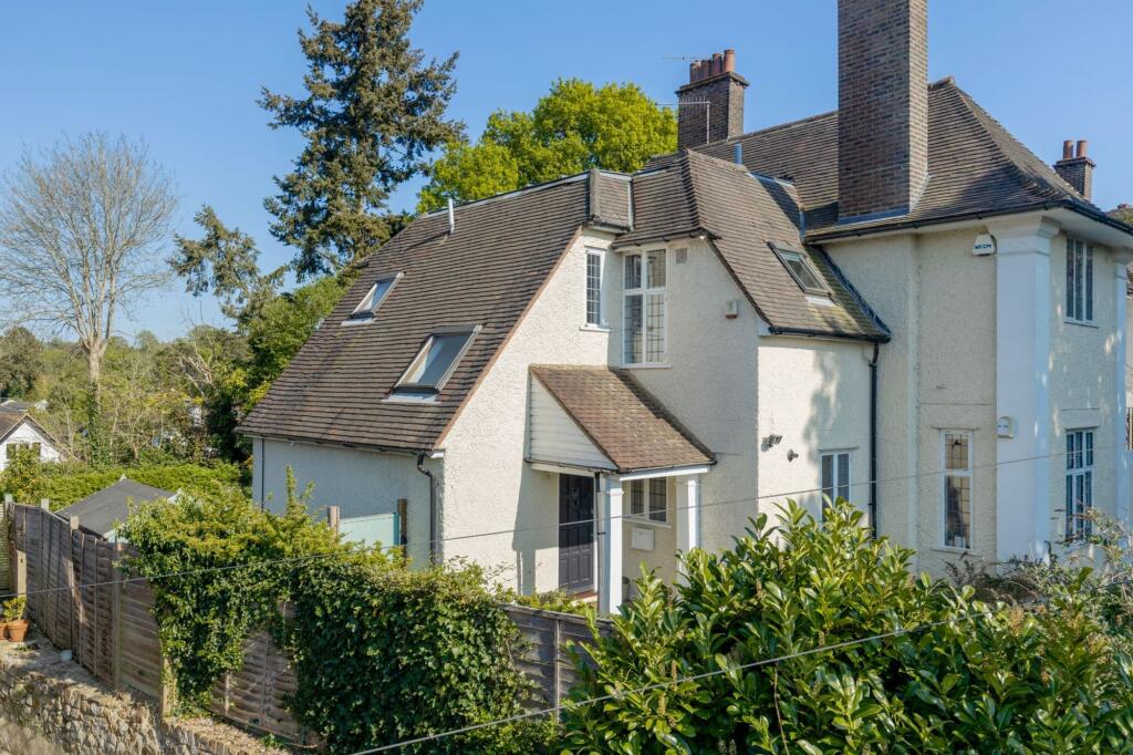 2 bedroom semi-detached house for sale in Frant Road, Tunbridge Wells, TN2