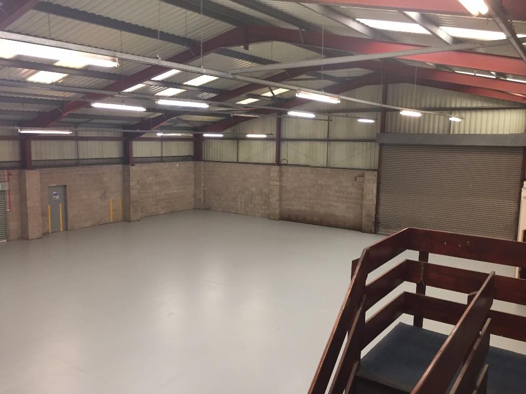 Light industrial facility to lease in 9 Westgate Trading Estate ...