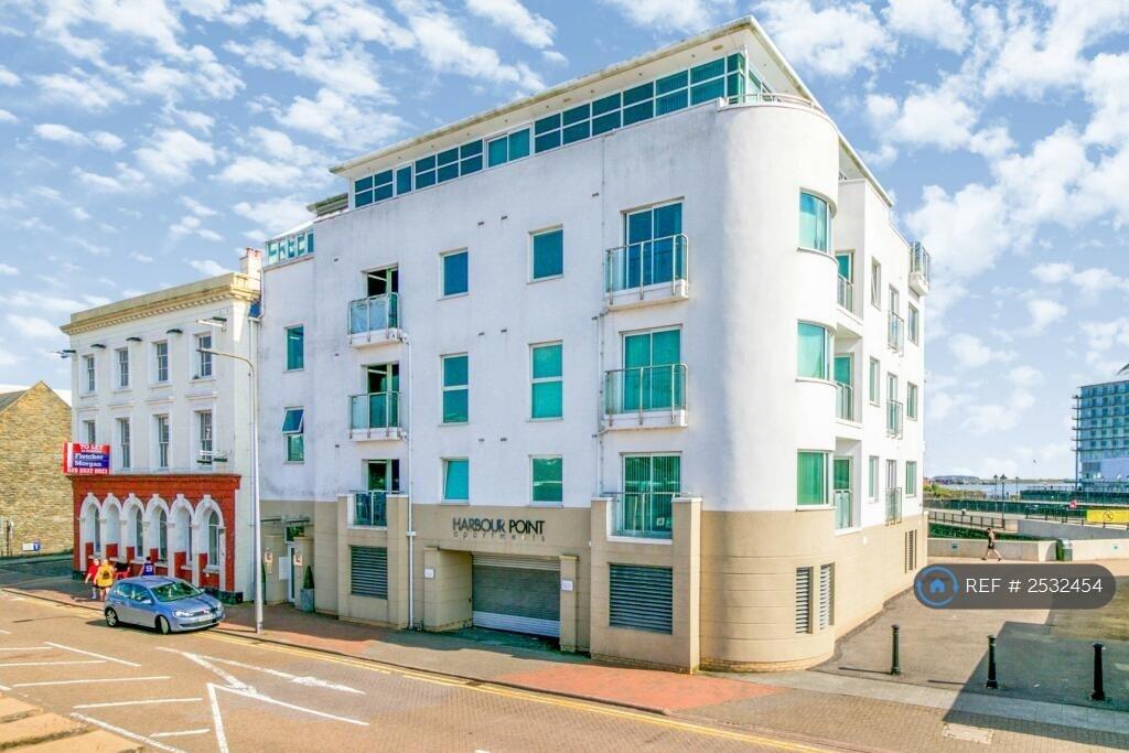 2 bedroom flat for rent in Stuart Street, Cardiff, CF10