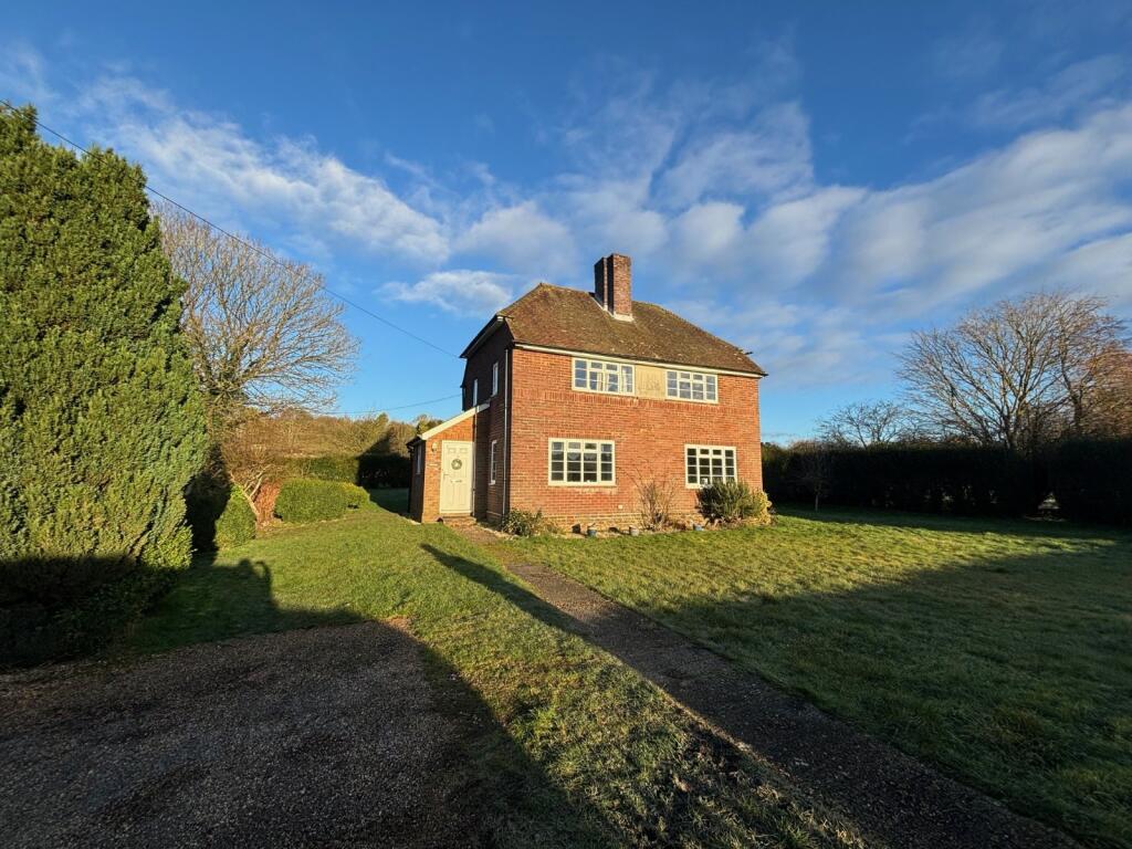3 bedroom detached house for rent in Chilton Candover, Alresford ...