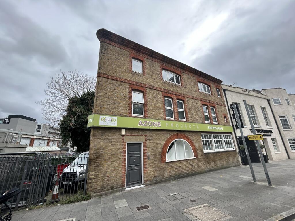 Office to lease in 339 High Street, London, E15 2TF, E15